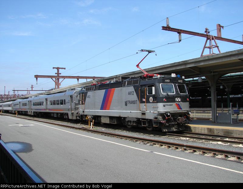 NJT 4412